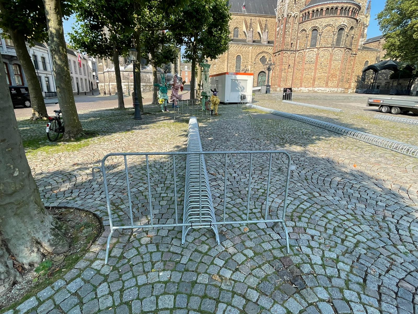 Tijdelijke fietsenstalling Vrijhof Maastricht - Festistalling